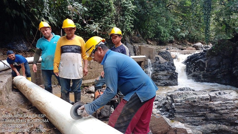 Hoy terminarán las labores de instalación de la tubería de aducción del ...
