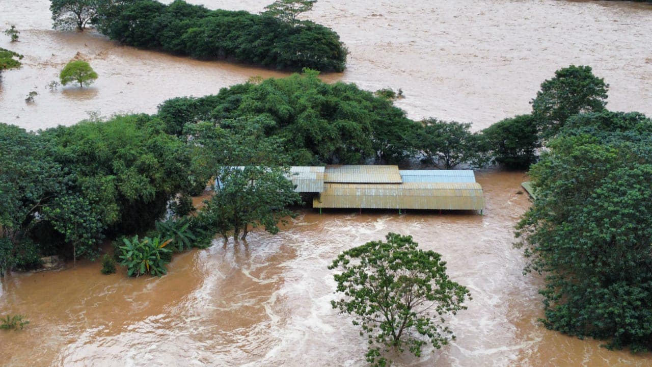 El río Pescado se desbordó - Lente Regional